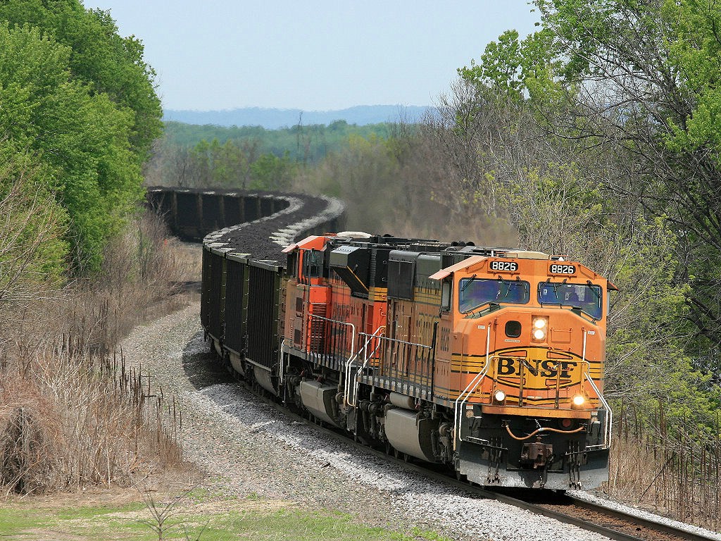 BNSF 8826